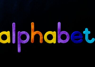 Understanding the Different Categories of Fonts - WhatFontIs.com Playground